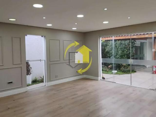 Casa / Sobrado para Venda em São Paulo/SP Vila Regente Feijó 6 Quartos