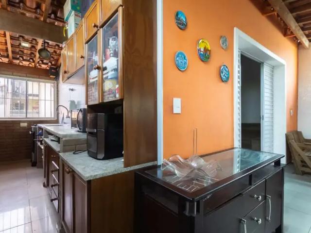 Casa / Sobrado para Venda em São Paulo/SP Vila Romana 6 Quartos