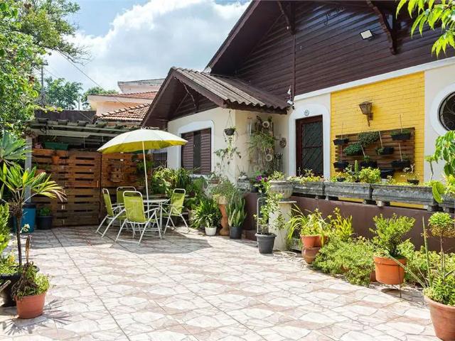 Casa / Sobrado para Venda em São Paulo/SP Vila Romana 6 Quartos
