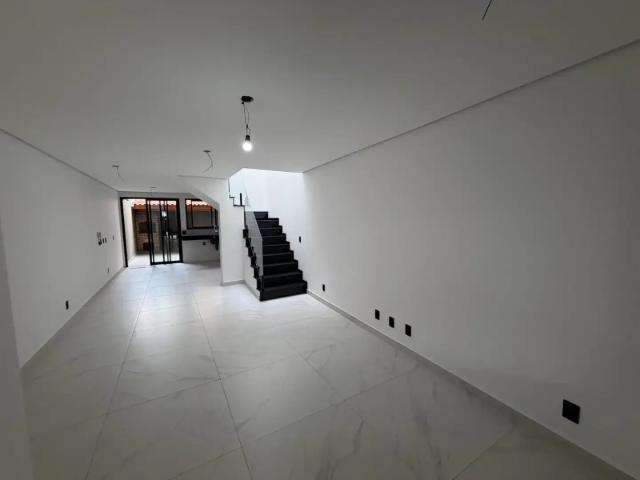 Casa / Sobrado para Venda em São Paulo/SP Vila Romano 3 Quartos