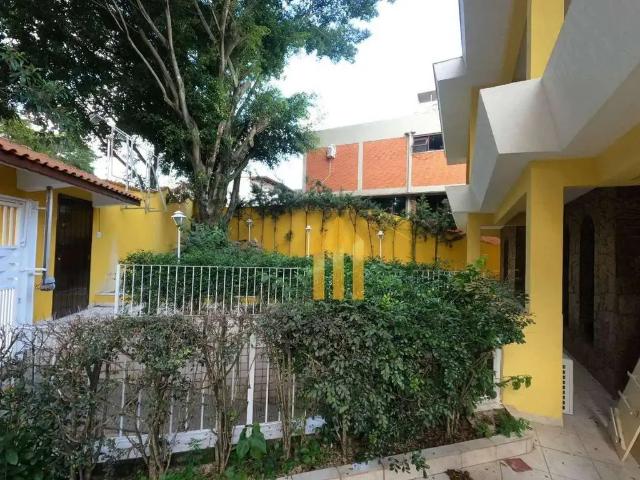 Casa / Sobrado para Venda em São Paulo/SP Vila Santos 6 Quartos