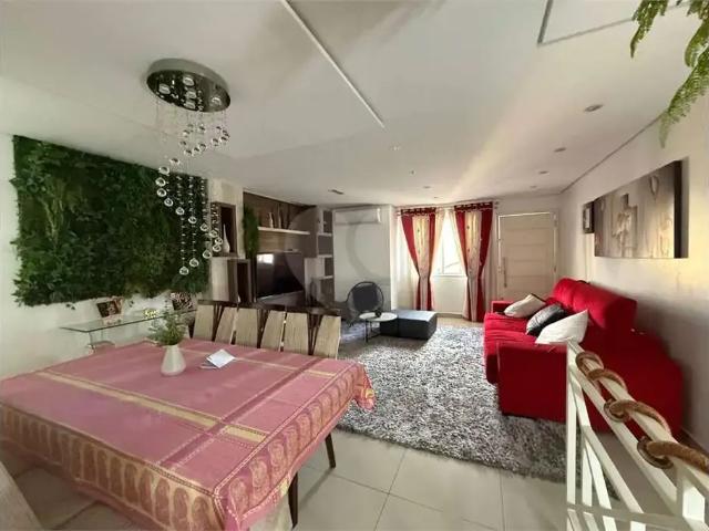 Casa / Sobrado para Venda em São Paulo/SP Vila Sônia 4 Quartos