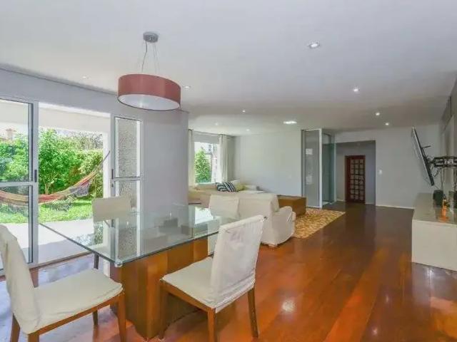 Casa / Sobrado para Venda em São Paulo/SP Vila Sônia 4 Quartos
