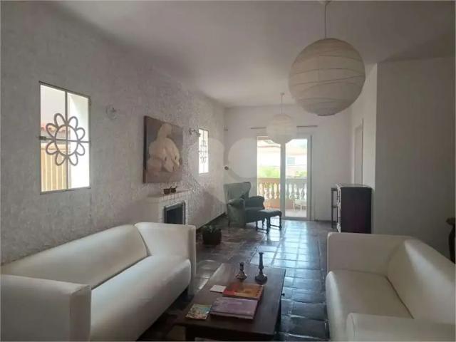 Casa / Sobrado para Venda em São Paulo/SP Vila Sônia 4 Quartos
