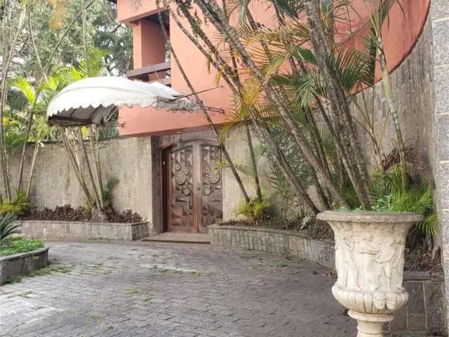 Casa / Sobrado para Venda em São Paulo/SP Vila Sônia 6 Quartos