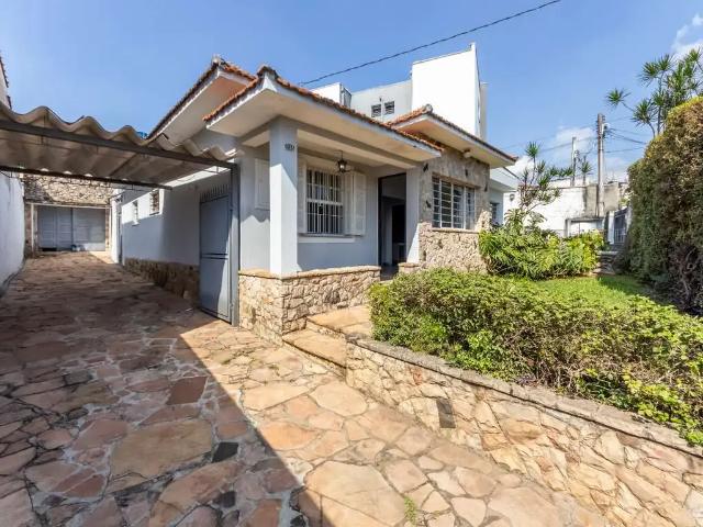 Casa / Sobrado para Venda em São Paulo/SP Vila Sônia 6 Quartos