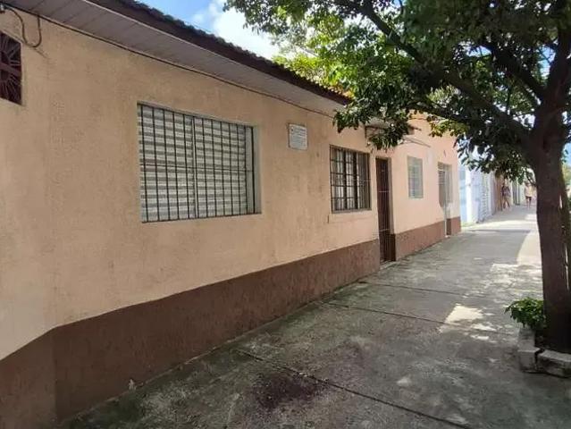 Casa / Sobrado para Venda em São Paulo/SP Vila Talarico 5 Quartos