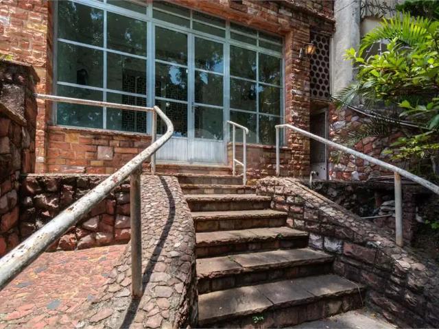 Casa / Sobrado para Venda em São Paulo/SP Aclimação 4 Quartos