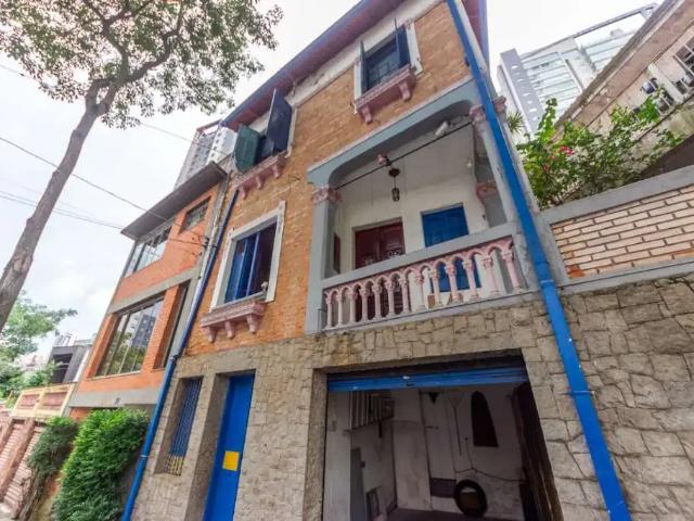Casa / Sobrado para Venda em São Paulo/SP Aclimação 4 Quartos
