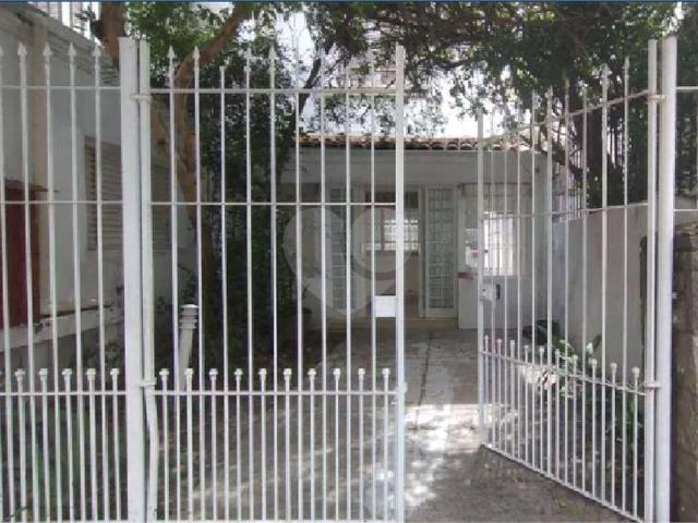 Casa / Sobrado para Venda em São Paulo/SP Aclimação 4 Quartos