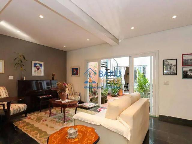 Casa / Sobrado para Venda em São Paulo/SP Aclimação 4 Quartos