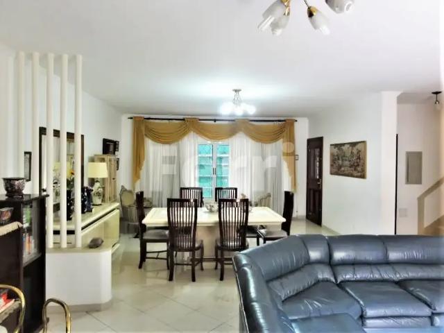Casa / Sobrado para Venda em São Paulo/SP Aclimação 4 Quartos