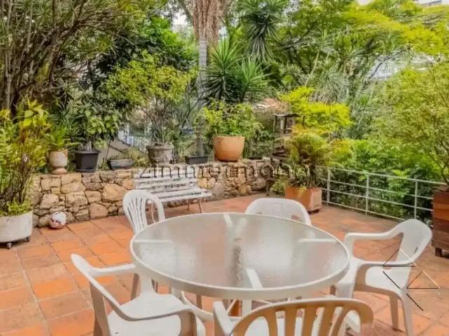 Casa / Sobrado para Venda em São Paulo/SP Aclimação 4 Quartos