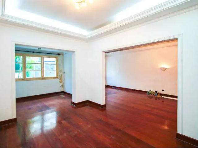 Casa / Sobrado para Venda em São Paulo/SP Aclimação 4 Quartos