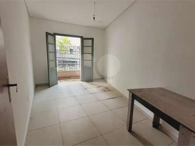 Casa / Sobrado para Venda em São Paulo/SP Aclimação 4 Quartos