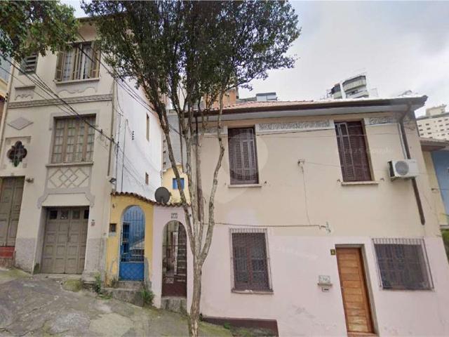 Casa / Sobrado para Venda em São Paulo/SP Aclimação 2 Quartos