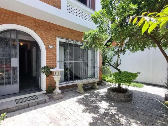 Casa / Sobrado para Venda em São Paulo/SP Aclimação 3 Quartos