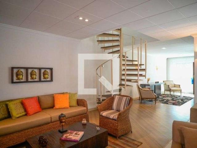 Casa / Sobrado para Venda em São Paulo/SP Aclimação 3 Quartos