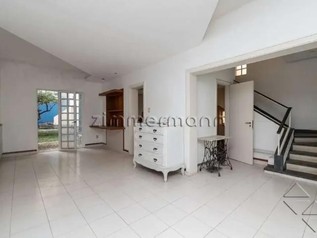 Casa / Sobrado para Venda em São Paulo/SP Aclimação 3 Quartos
