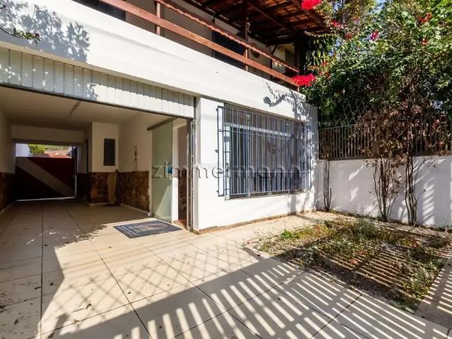 Casa / Sobrado para Venda em São Paulo/SP Água Branca 4 Quartos