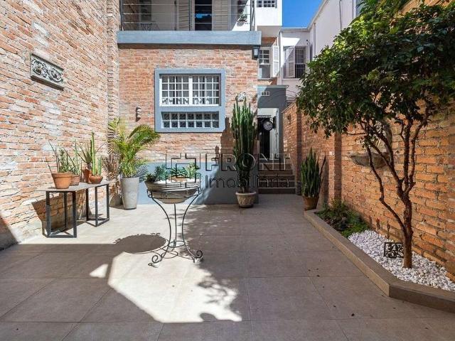 Casa / Sobrado para Venda em São Paulo/SP Água Branca 3 Quartos