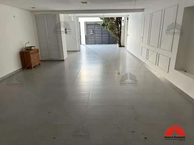 Casa / Sobrado para Venda em São Paulo/SP Água Rasa 4 Quartos