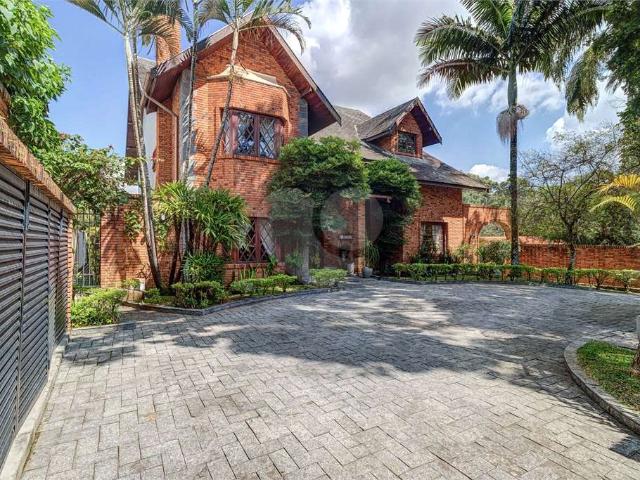 Casa / Sobrado para Venda em São Paulo/SP Alto da Boa Vista 4 Quartos