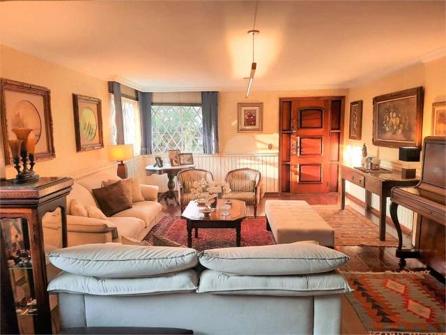 Casa / Sobrado para Venda em São Paulo/SP Alto da Boa Vista 4 Quartos
