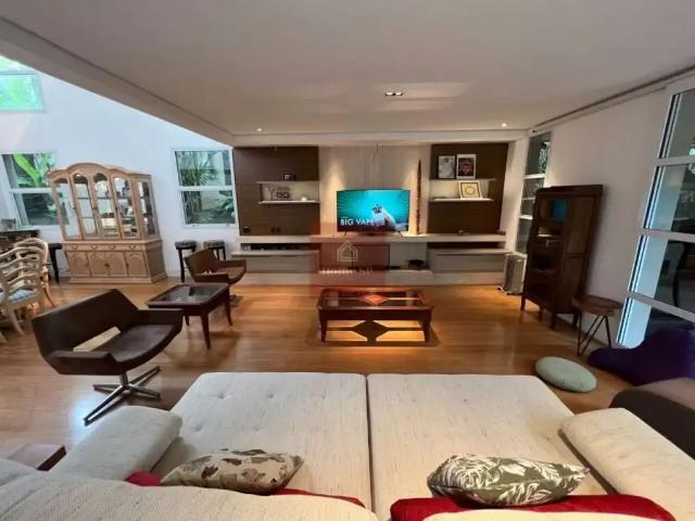 Casa / Sobrado para Venda em São Paulo/SP Alto da Boa Vista 4 Quartos