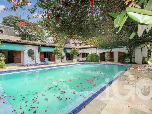 Casa / Sobrado para Venda em São Paulo/SP Alto da Boa Vista 4 Quartos