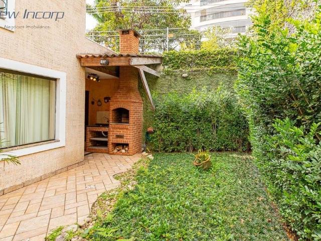 Casa / Sobrado para Venda em São Paulo/SP Alto da Boa Vista 4 Quartos