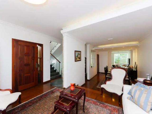 Casa / Sobrado para Venda em São Paulo/SP Alto da Boa Vista 4 Quartos