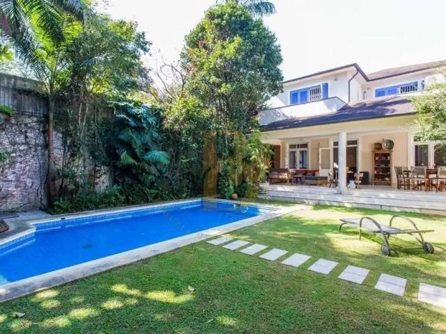 Casa / Sobrado para Venda em São Paulo/SP Alto da Boa Vista 4 Quartos