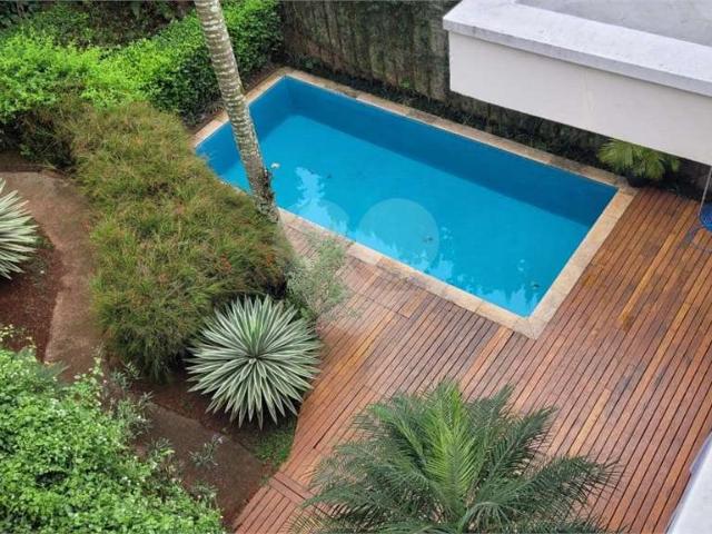 Casa / Sobrado para Venda em São Paulo/SP Jardim Petrópolis 4 Quartos