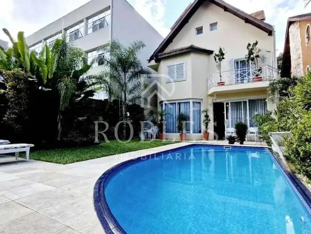 Casa / Sobrado para Venda em São Paulo/SP Alto da Boa Vista 4 Quartos