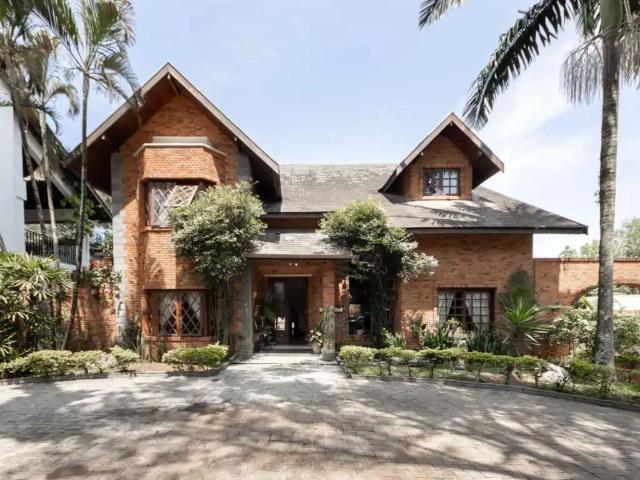 Casa / Sobrado para Venda em São Paulo/SP Alto da Boa Vista 4 Quartos