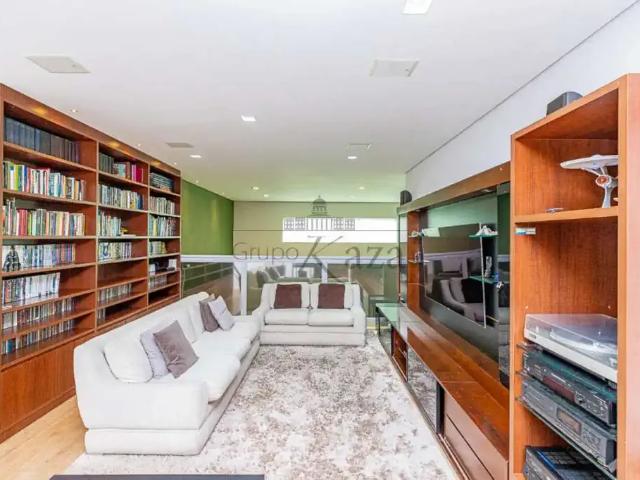 Casa / Sobrado para Venda em São Paulo/SP Alto da Boa Vista 4 Quartos