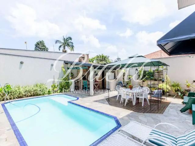 Casa / Sobrado para Venda em São Paulo/SP Alto da Boa Vista 4 Quartos