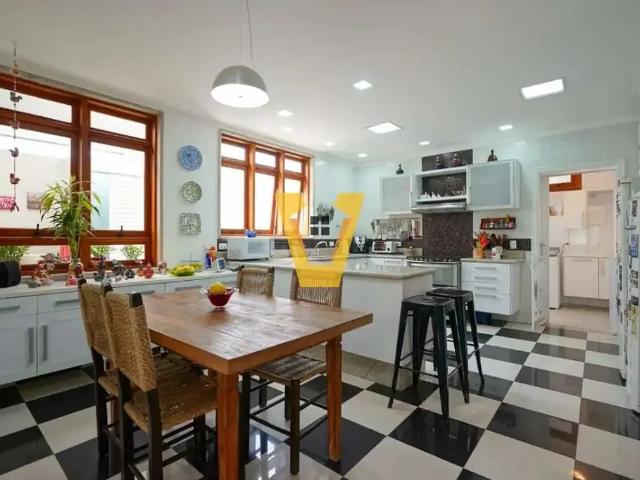 Casa / Sobrado para Venda em São Paulo/SP Alto da Boa Vista 4 Quartos