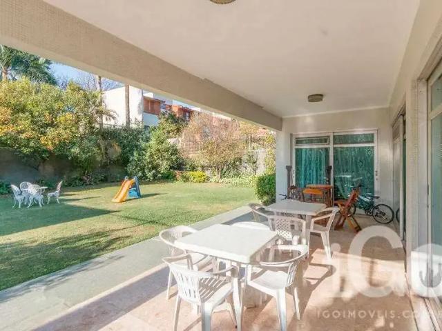 Casa / Sobrado para Venda em São Paulo/SP Alto da Boa Vista 5 Quartos
