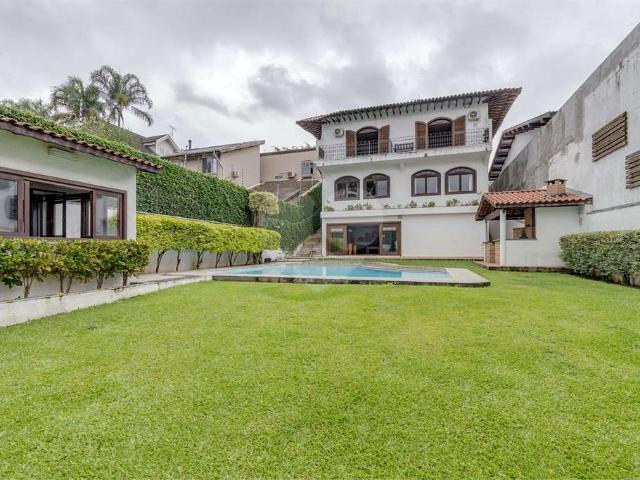 Casa / Sobrado para Venda em São Paulo/SP Jardim Cordeiro 5 Quartos