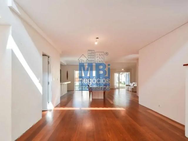 Casa / Sobrado para Venda em São Paulo/SP Alto da Boa Vista 5 Quartos