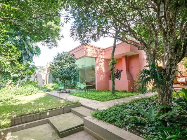 Casa / Sobrado para Venda em São Paulo/SP Alto da Boa Vista 5 Quartos