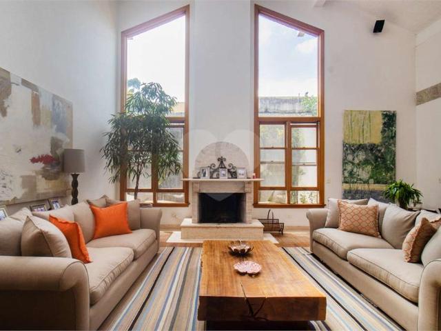 Casa / Sobrado para Venda em São Paulo/SP Alto da Boa Vista 5 Quartos