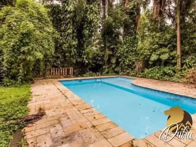 Casa / Sobrado para Venda em São Paulo/SP Alto da Boa Vista 5 Quartos