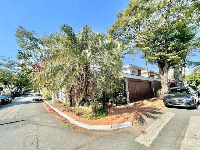 Casa / Sobrado para Venda em São Paulo/SP Alto da Boa Vista 3 Quartos