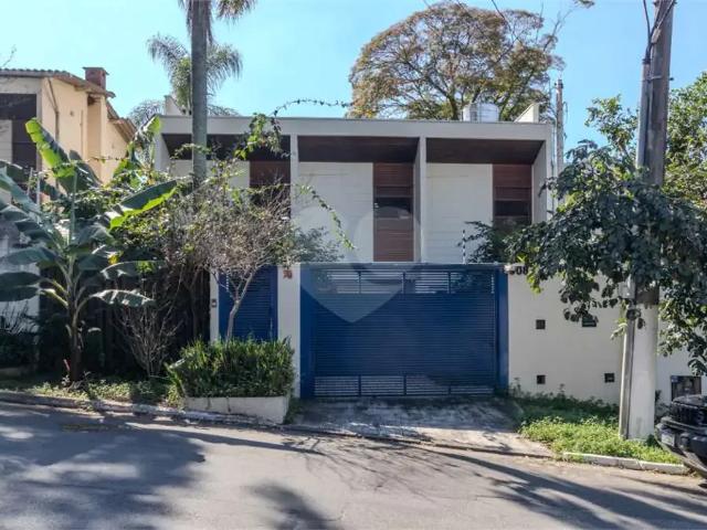 Casa / Sobrado para Venda em São Paulo/SP Alto da Boa Vista 3 Quartos