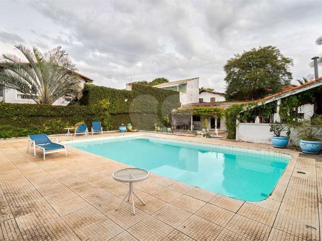 Casa / Sobrado para Venda em São Paulo/SP Alto da Boa Vista 3 Quartos