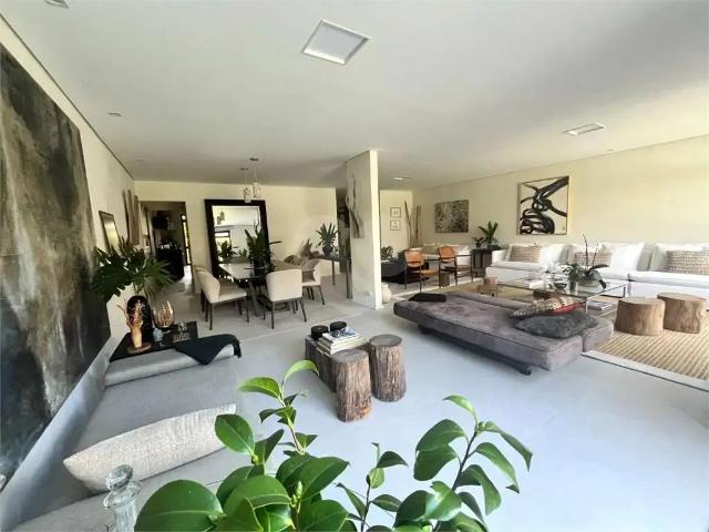 Casa / Sobrado para Venda em São Paulo/SP Alto da Boa Vista 3 Quartos