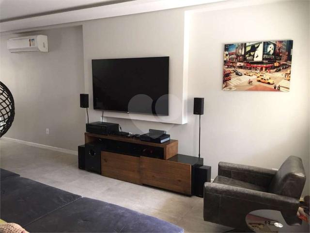 Casa / Sobrado para Venda em São Paulo/SP Alto da Boa Vista 3 Quartos